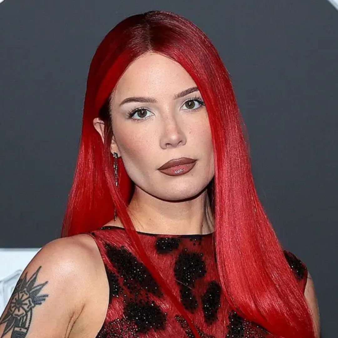 Daily Mystery Singer